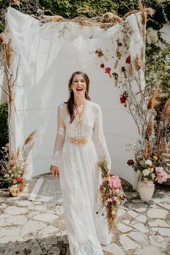 Boho Hochzeit 2025: Ideen für Kleider, Deko & Accessoires